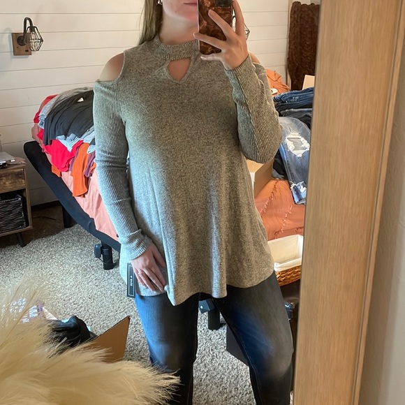 A. Byer | Sweaters | Soft Gray Cut Out Sweater | Poshmark